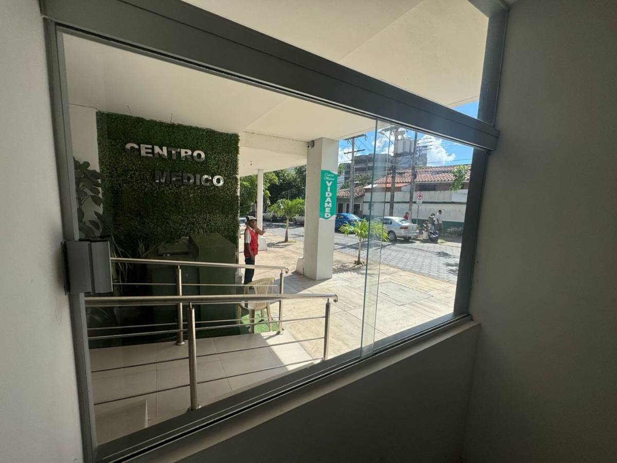 Centro Medico VIDAMED,Parqueo exclusivo,al frente de Hospital San Juan ...